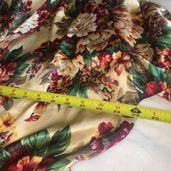 Victoria's Secret | Intimates & Sleepwear | Beautiful Vintage Victoria ...